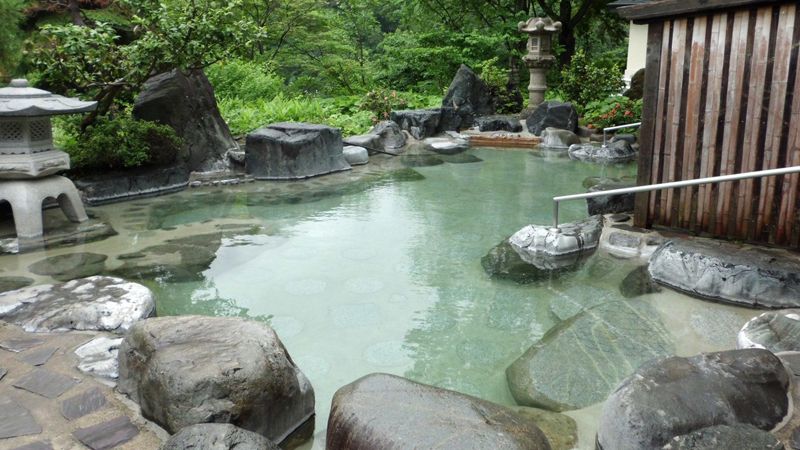 5 Best Secret Hot Springs You'll Want to Keep All to Yourself ...