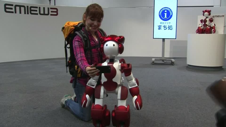 Hitachi's Newest Robot Shows the Way | Technology | The ORIENTAL ...